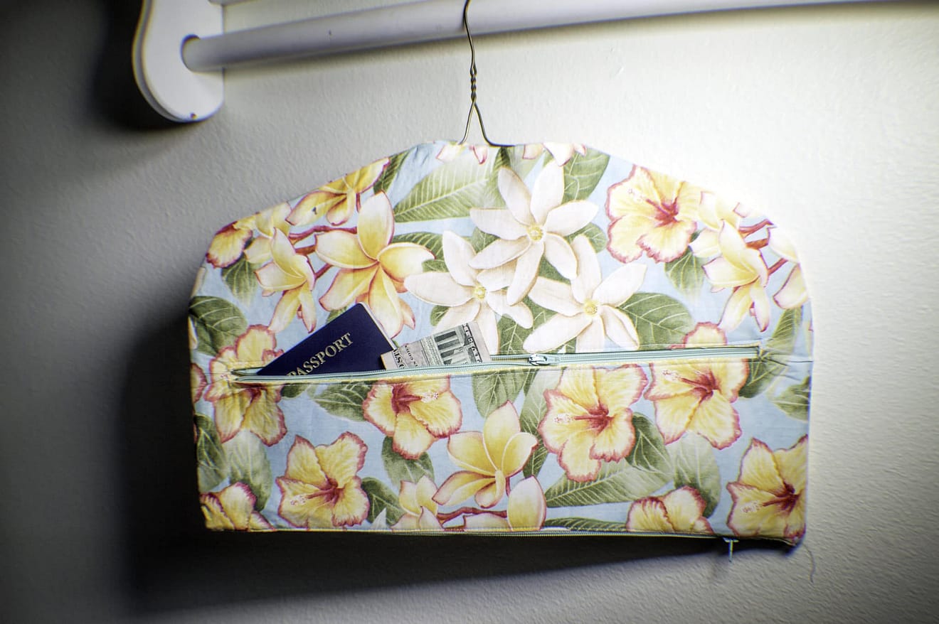 How to Make a fabric Closet Safe. Sew a secret hanger